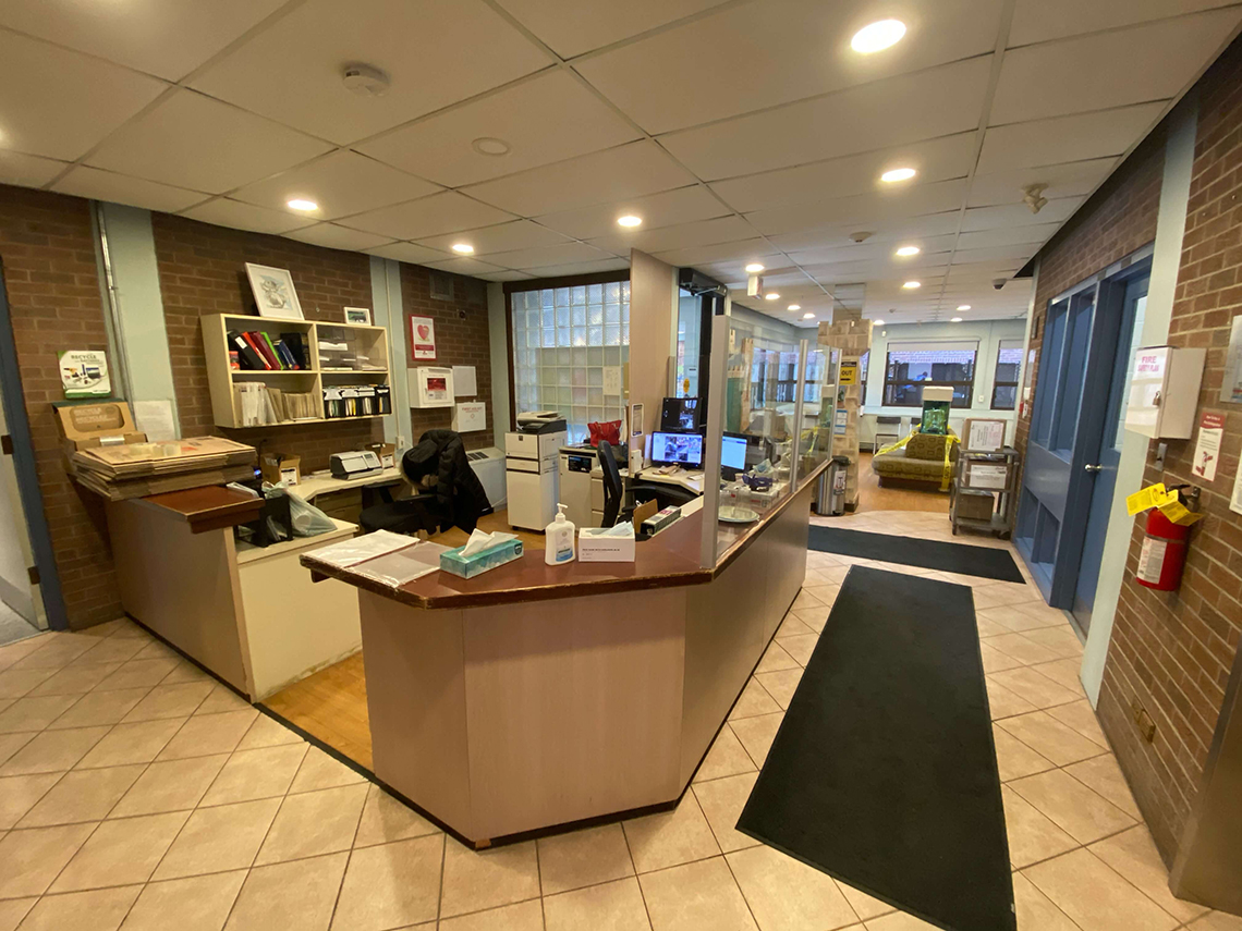 Entrance at 440 Jarvis St. closed for construction - The Garry Hurvitz ...